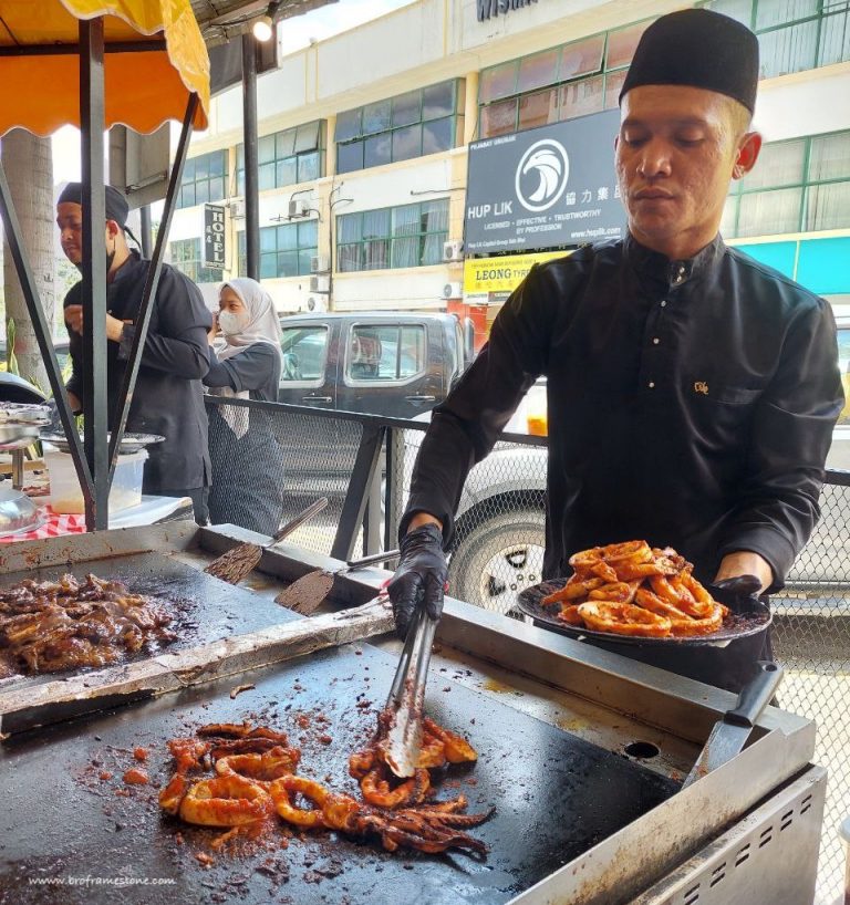 Jom Ke MAHA BUFFET Berbuka / Iftar Terbesar Di Malaysia Tahun 2023