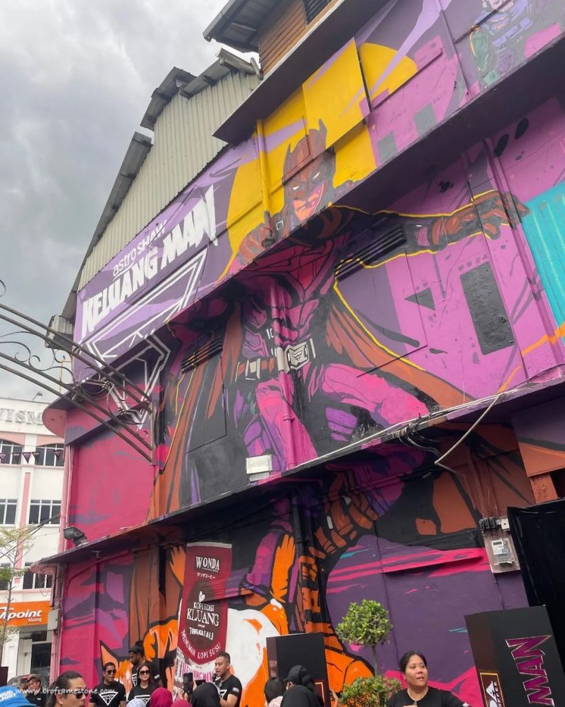 Mural Gergasi Keluang Man di Kluang, Lokasi Ikonik Penggambaran Filem